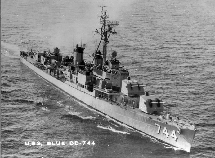 Destroyer Photo Index DD-744 USS BLUE