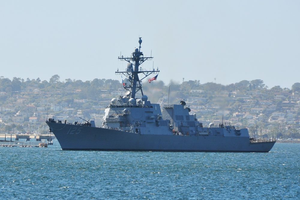 Destroyer Photo Index DDG-125 USS Jack H. Lucas